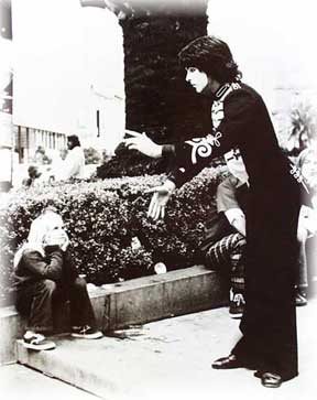 Robert Shields - Come see what I don't have to say...